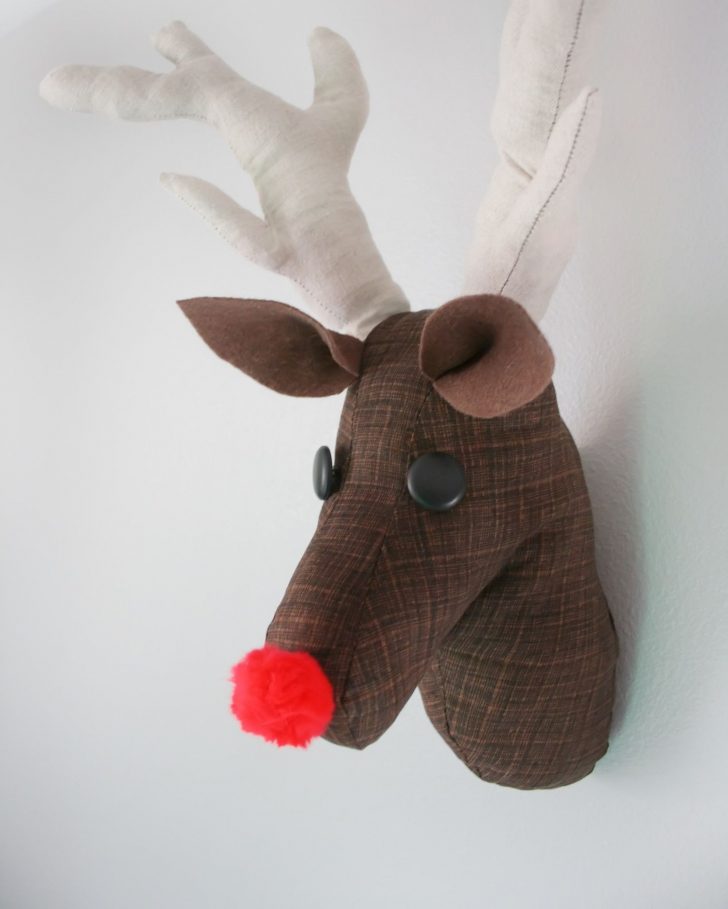 Reindeer Sewing Pattern Deer Heads Deer Head Pattern Or Rudolph Cute ...